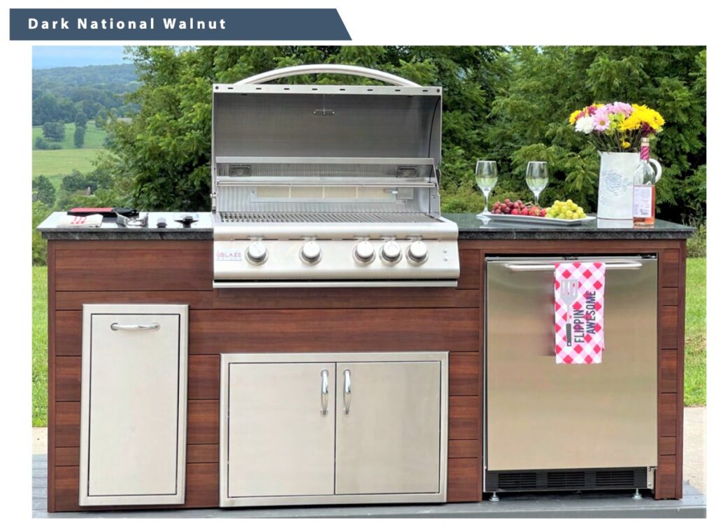 Custom Outdoor Kitchen Islands with Built-In Chefs Grill | Mad Hatter ...